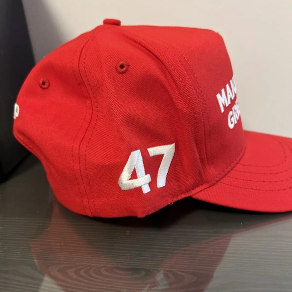 CALI - FAME | Accessories | New 224 47 Maga Hat Califame Donald Trump ...